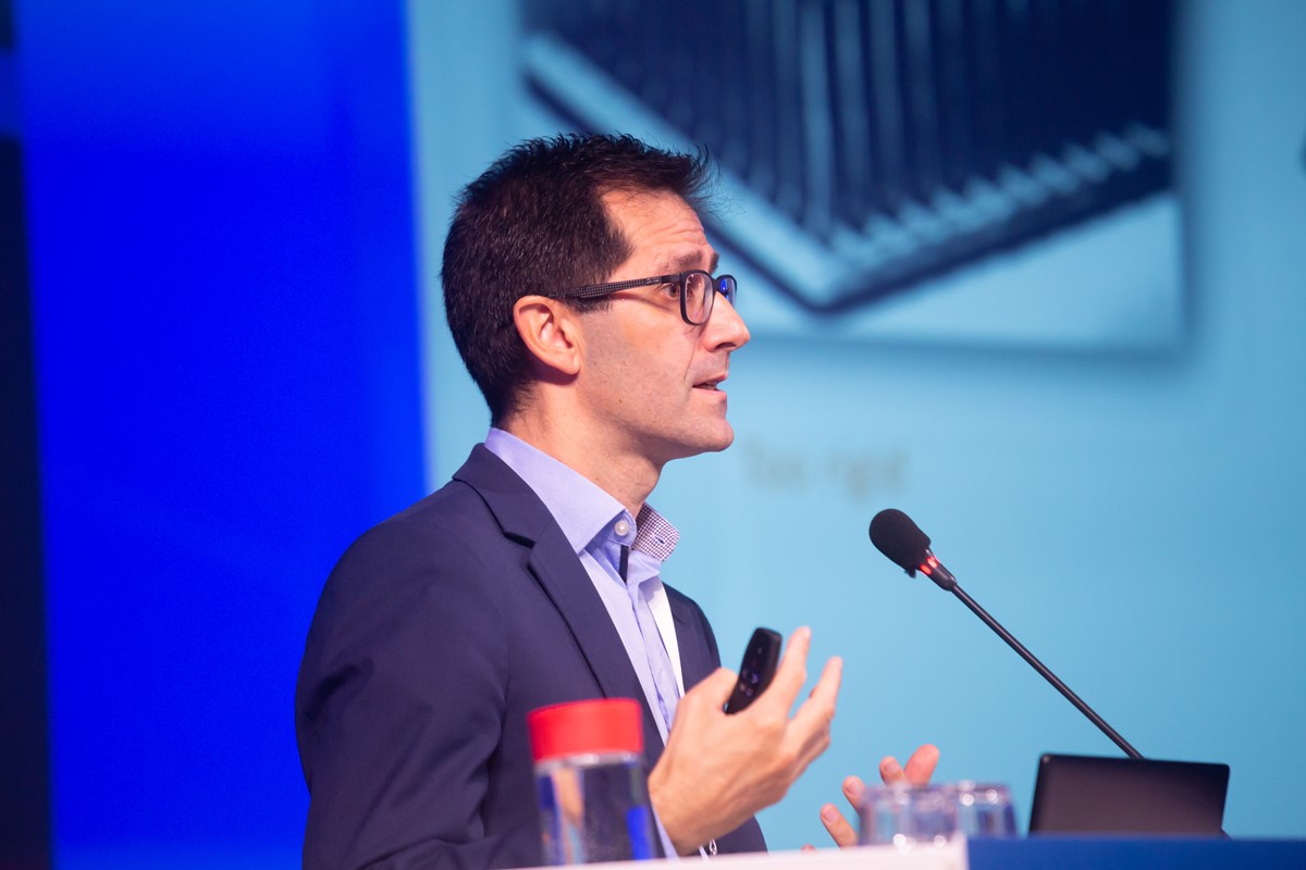 Jose A. Garrido’s vision: graphene bioelectronic eye implants ...