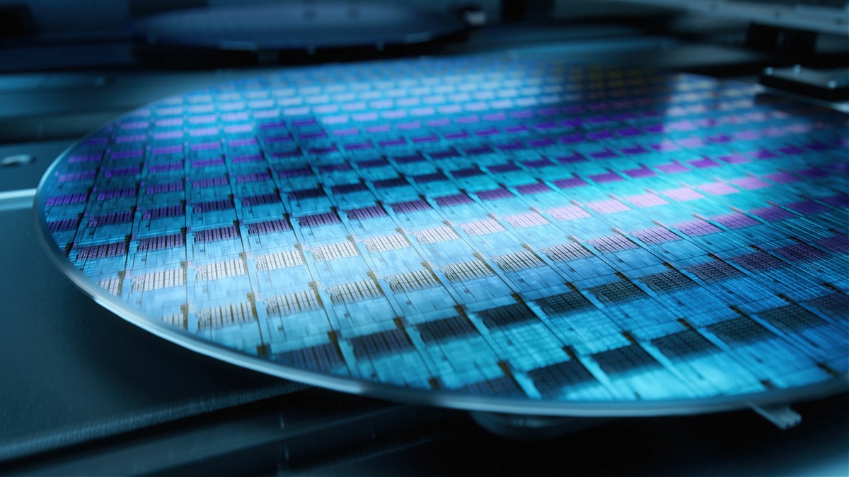 Pioneering 2D Materials for the Semiconductor Industry - Sensors ...